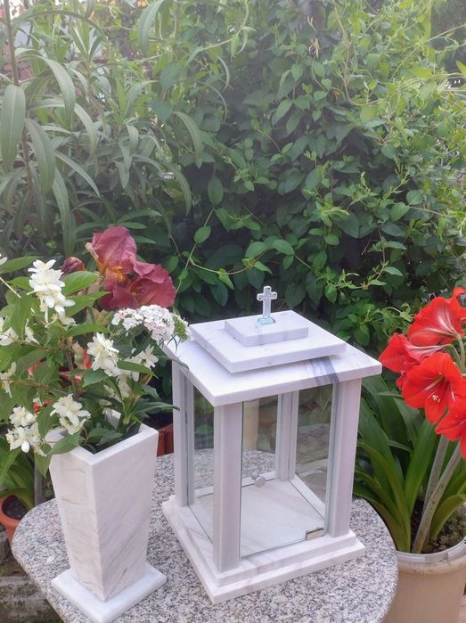 Felinar cimitir marmura granit Bucuresti Sectorul 6 • OLX.ro