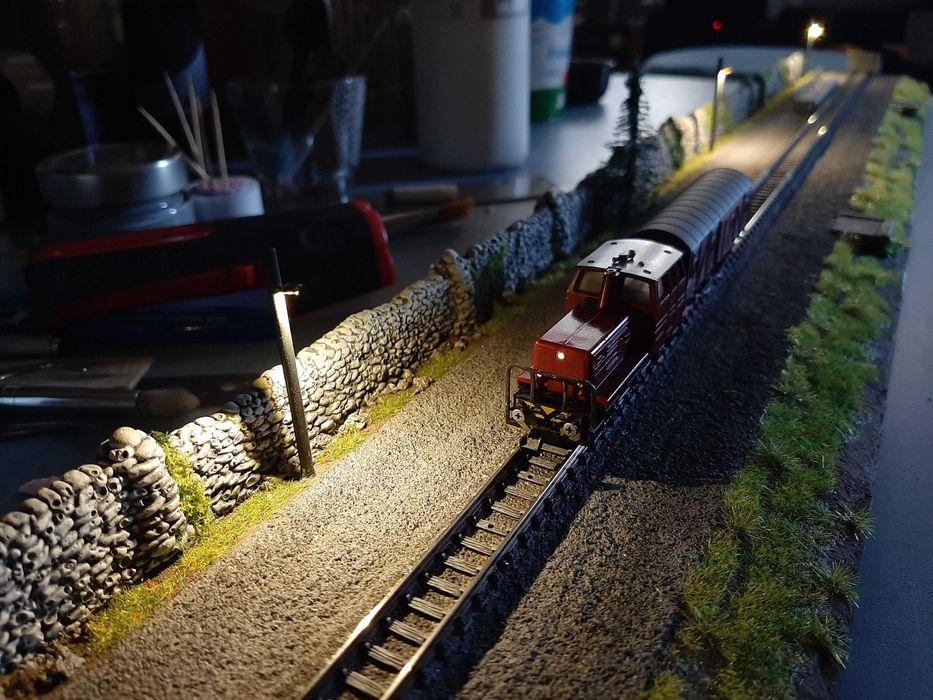 Trenulet electric diorama scara N 1:160 Bucuresti Sectorul 5 • OLX.ro