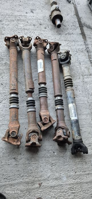 Cardan fata Toyota Hilux cutie automata 2006-2015 Jgheaburi • OLX.ro