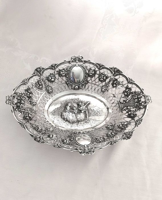 Fructiera din argint masiv 800 din anii 1900 Craiova • OLX.ro