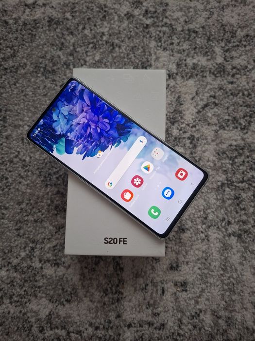 Samsung S20 Fe 128GB ( Full Box) ca nou !!! Ramnicu Valcea • OLX.ro