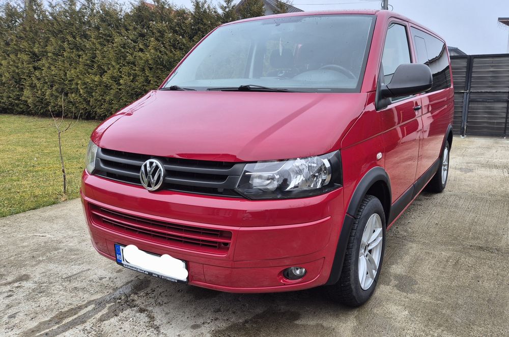 Vw Transporter T5, 2013, 2.0 TDI, 138 CP, automată, 8+1 locuri Targu Frumos • OLX.ro