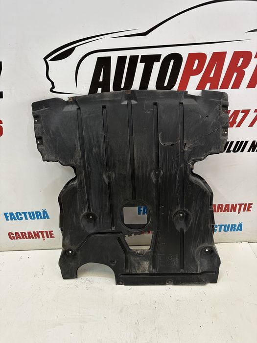Scut apărătoare motor cutie BMW Seria 1 E81 E82 E87 cu defect Iasi • OLX.ro