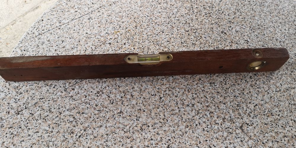 Boloboc lemn 60 cm Dosu Bricii • OLX.ro