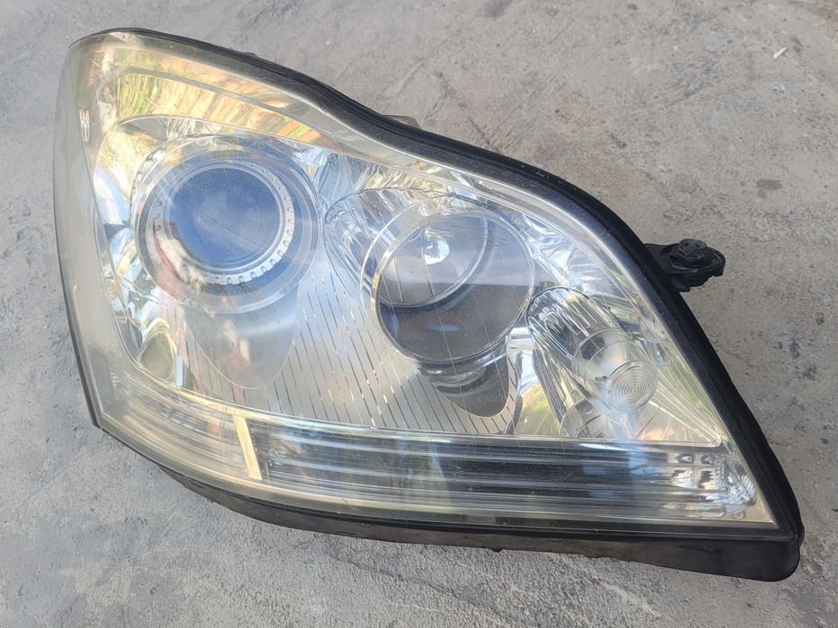 Mercedes Gl W164 Bi Xenon Far,Мерцедес гл 164 Би Ксенон фар гр. Хасково Център • OLX.bg