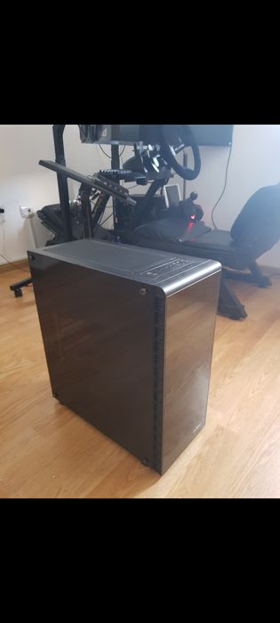 Vand sau schimb pc gaming cu ps4 slim Mioveni • OLX.ro