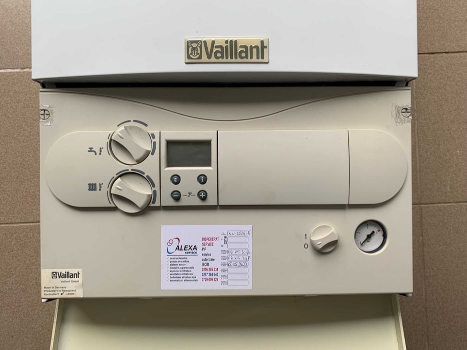Centrala pe gaz Vaillant 282/2-5 R3 28-31 kw + kit evacuare gaze ...