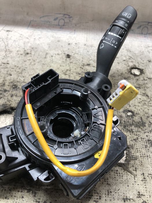 Spira volan + manete hyundai tucson 1.7 motorina 2017 Falticeni • OLX.ro