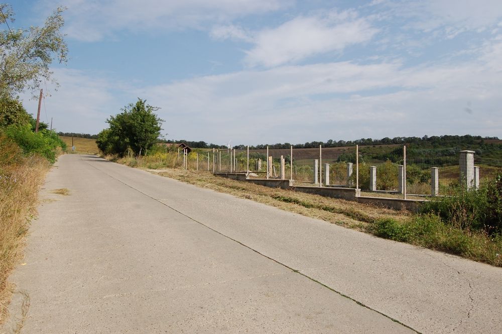Vânzare teren in Chițoc Vaslui Chitoc • OLX.ro