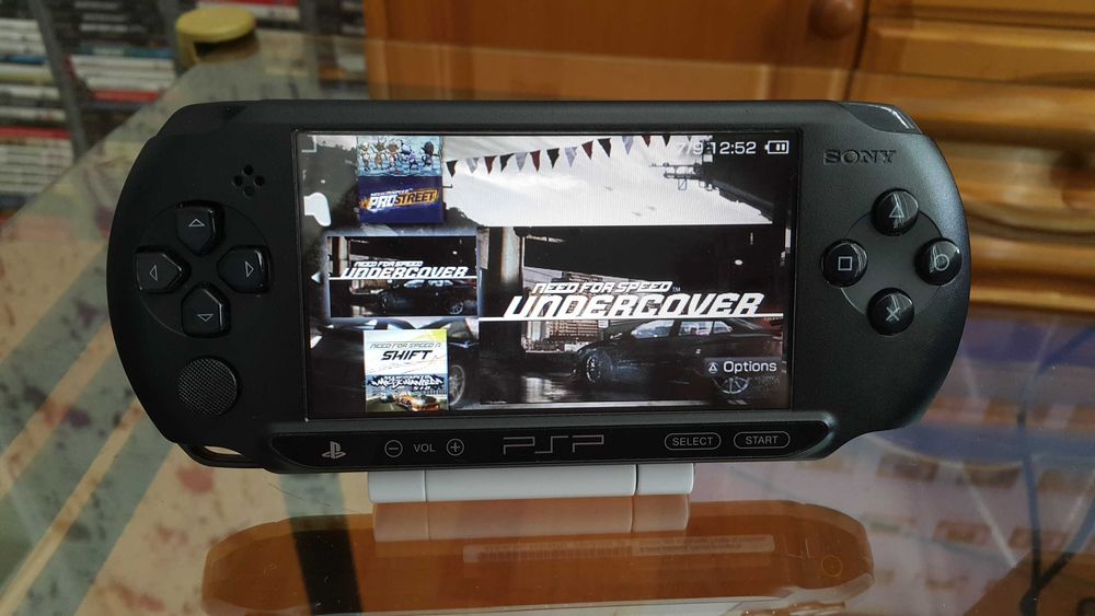 SONY PSP ПСП E1004 Street+128GB+Minecraft+GTA+NFS+350Игри+Гаранция гр ...