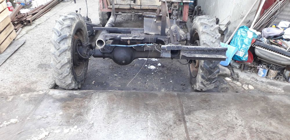 Motor 445 de tractor Targoviste • OLX.ro