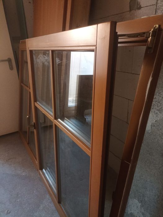 Ferestre și uși din lemn stratificat cu geam termopan Radu Negru • OLX.ro