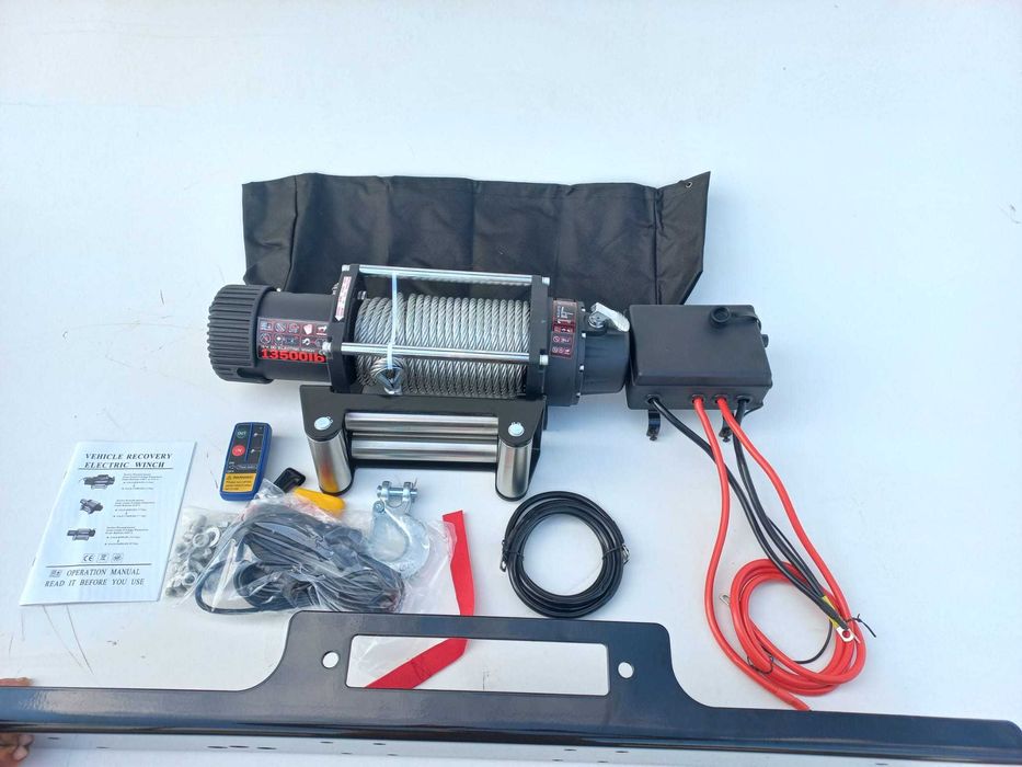 Troliu 12V 13500LBS AUTO / PLATFORMA 12V (6.2T) + 2 Telecomenzi NOU ...