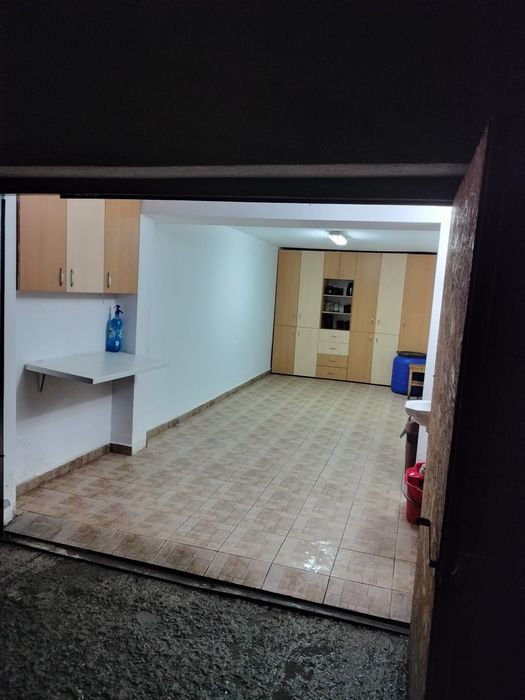 Vând garaj zona Cug iasi Iasi • OLX.ro