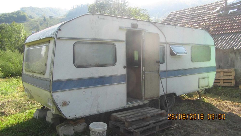 Rulota vand urgent Ruscova • OLX.ro