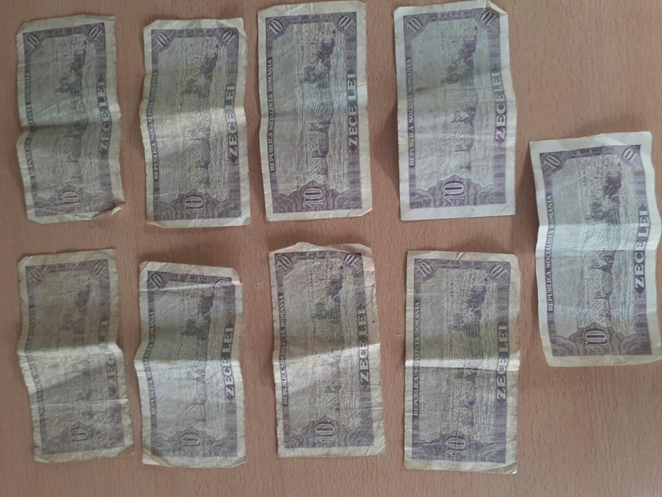 Lot bacnote de zece lei din 1966 vintage de colectie Bacau • OLX.ro