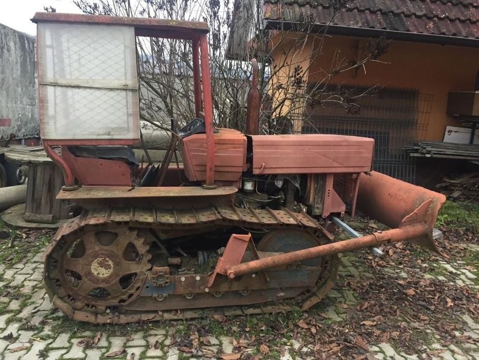 Tractor viticol cu lama frontala Dumbraveni • OLX.ro