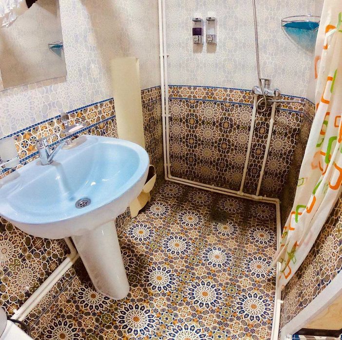 Mehmonhona Без Загс Гостиница 150 ming kishi boshi: 150 000 сум ...