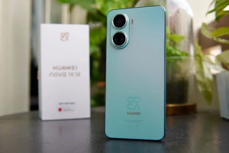 Telefon Gaming 11 GB RAM ecran Oled 1 Bilion de culori Huawei Popesti ...