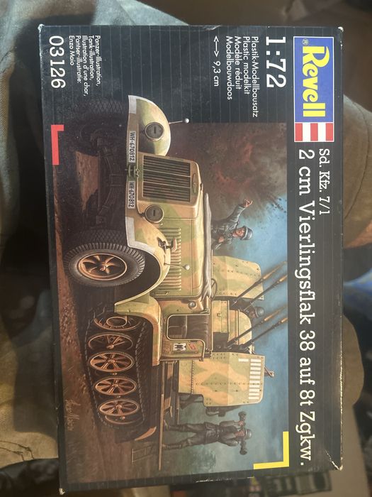 Kituri machete Revell neasamblate ww2 Ghermanesti • OLX.ro