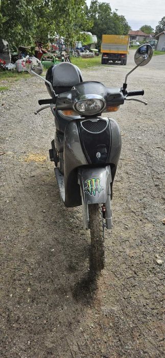 Aprilia scarabeo 100 cc с. Ирник • OLX.bg