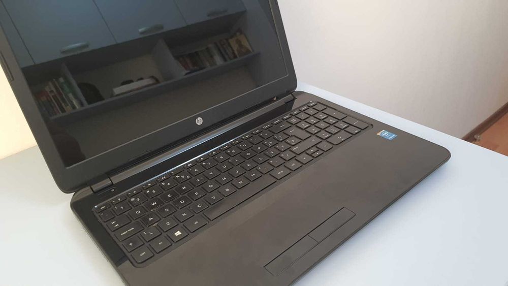 HP Notebook 15 Intel Pentium N3540, 8 gb ram Bucuresti Sectorul 2 • OLX.ro