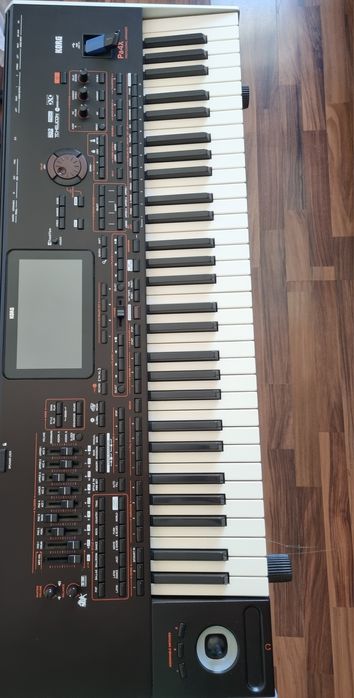 Vand orga Korg Pa4X de 61 (scurta) **ca noua** Iasi • OLX.ro
