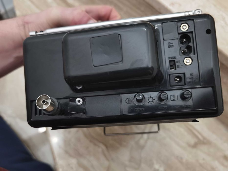 Televizor Vintage MiniCarTV ICE 1002 Bacau • OLX.ro