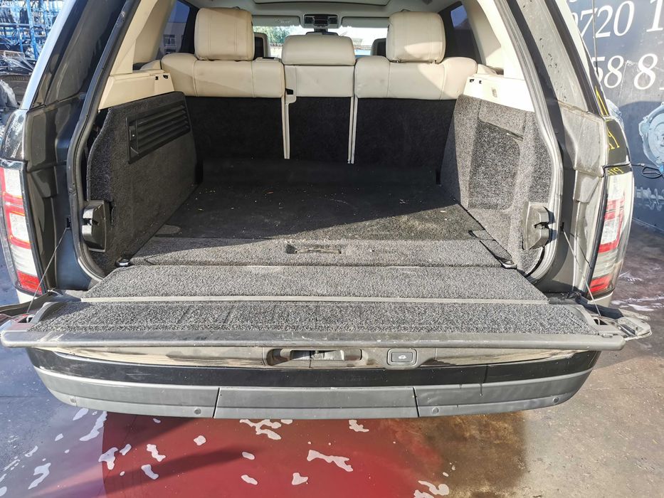 Dezmembrez range rover vogue l405/interior/bara/capota/far/aripa/haion ...
