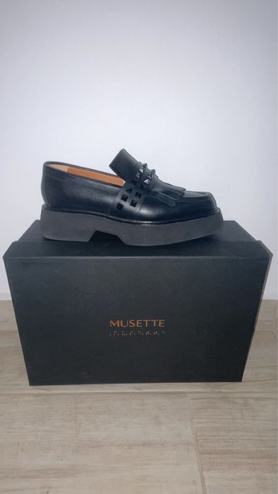 Pantofi damă -Musette- noi Valea Adanca • OLX.ro