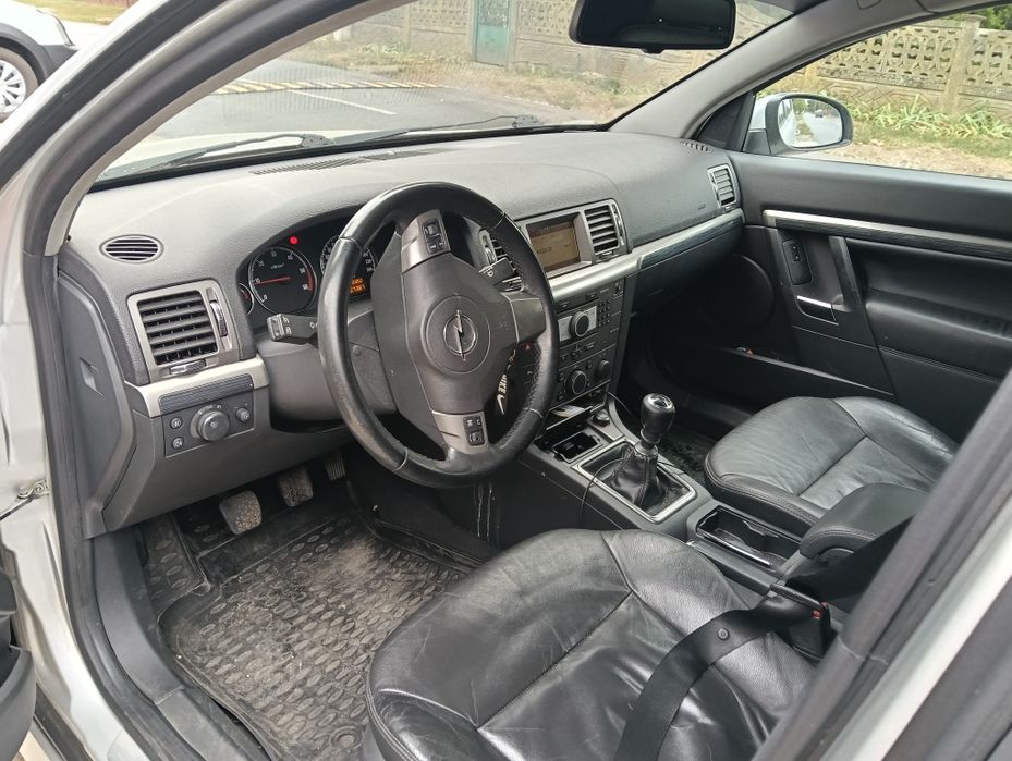 Opel signum OPC 1.9 Fierbinti-Targ • OLX.ro