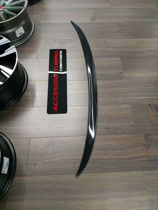 Eleron Portbagaj - Renault Megane 4 Sedan V1 Constanta • OLX.ro