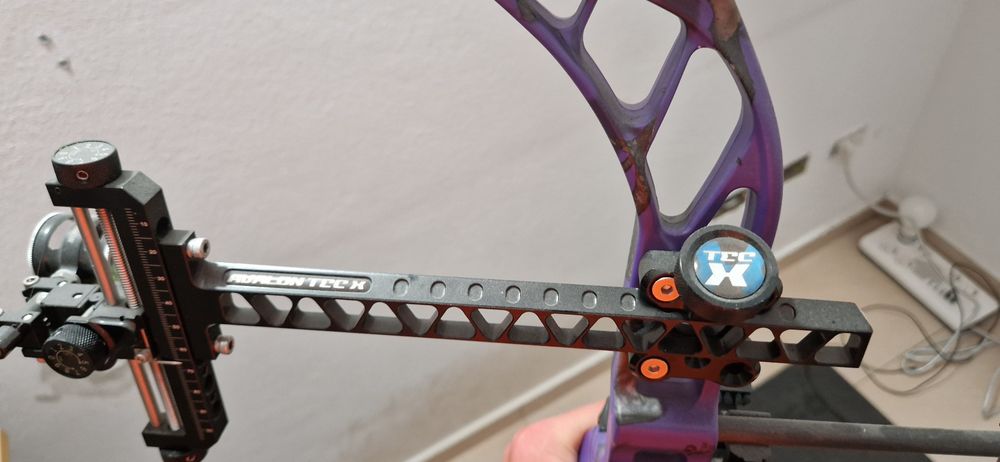 Diamond Arc compound cu 2 came sincronizate, luneta 8x si clarifier ...