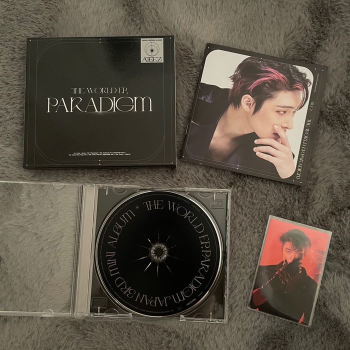 Ateez The World EP. Paradigm кпоп албум гр. София Овча купел 2 • OLX.bg