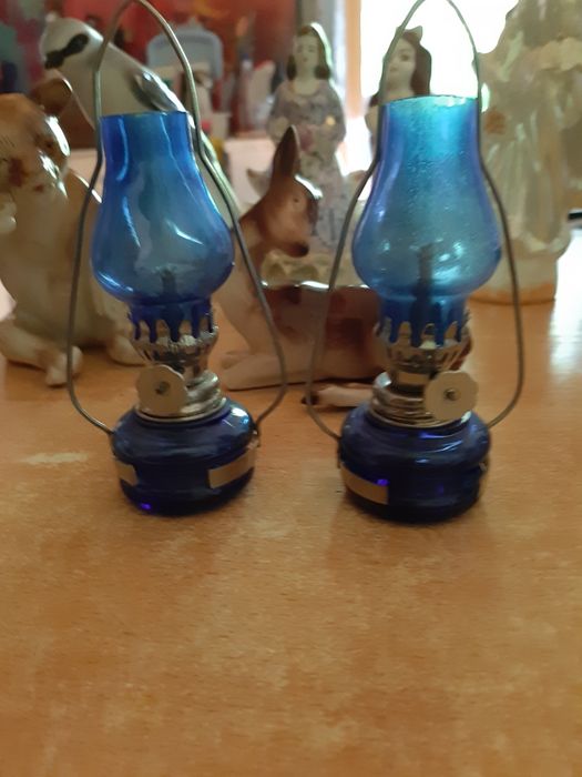 Vand Bibelouri vechi Arad • OLX.ro