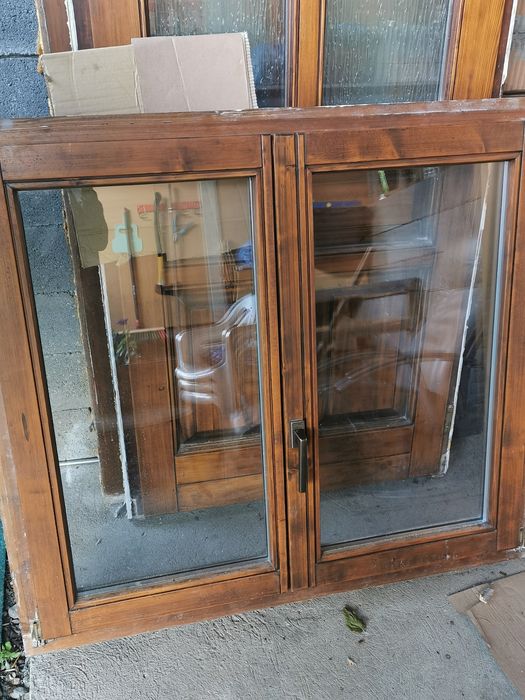 Geam termopan ,profil lemn Alma Vii • OLX.ro