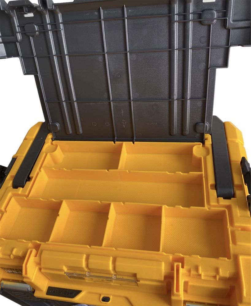 Куфар Органайзер DeWALT DWST83343-1 TSTAK - Влаго и прахоустойчив гр ...