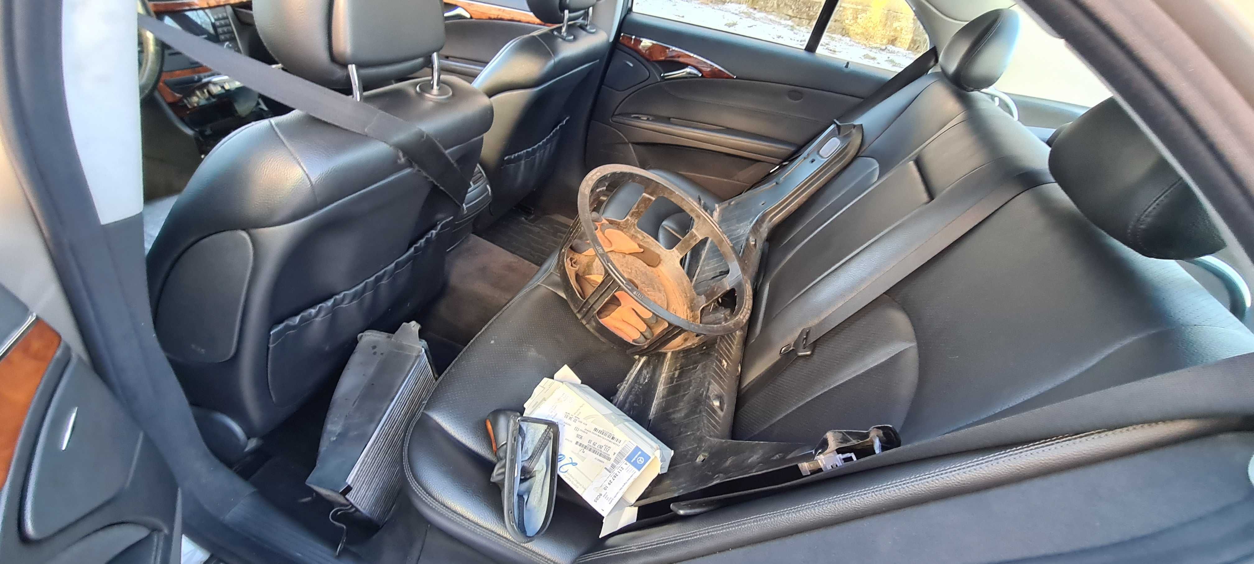 Мерцедес Mercedes w 211 на части 3.2 2.7 2.2 гр. София НПЗ Хаджи ...