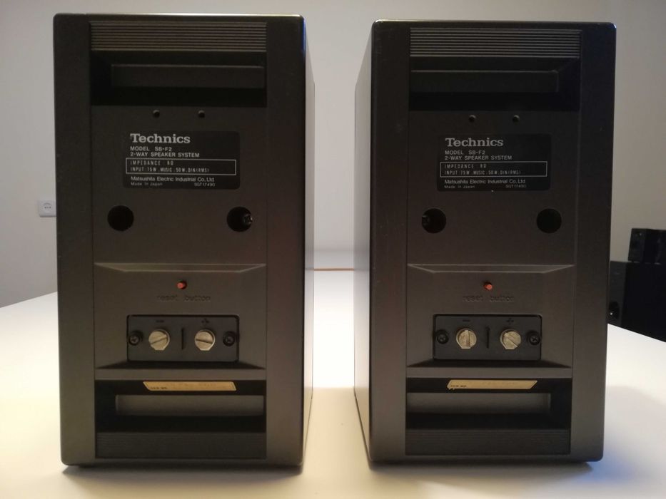 Set Boxe TECHNICS SB-F2 - 2 Cai/75 W/8 Ohm - Rare/Impecabile/Japan ...