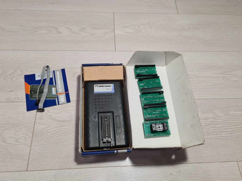 Programator Tnm5000 Flash Eeprom Nand Isp Programator Memorii Iasi • Olx Ro