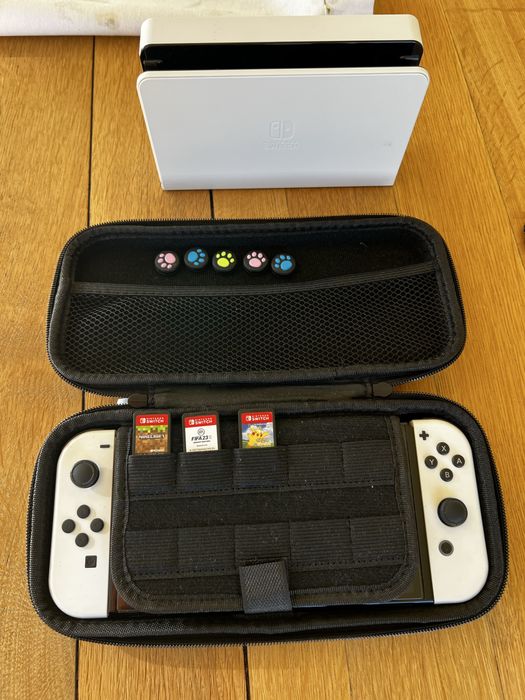 Nintendo Switch Oled V2 Adjud • OLX.ro
