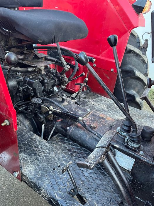 Tractor Universal 683 DTC,(nu 640,643,703) Ungureni • OLX.ro
