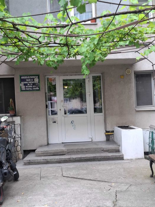 Apartament 3 camere de inchiriat Crângași Bucuresti Sectorul 6 • OLX.ro