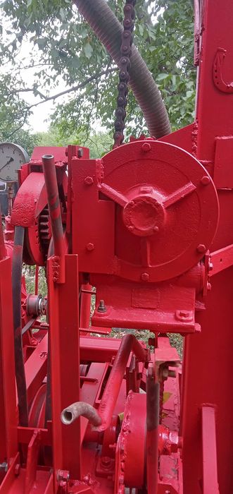 Autoutilitară forat foraj foreză puțuri profesionale 90 de metri tije ...