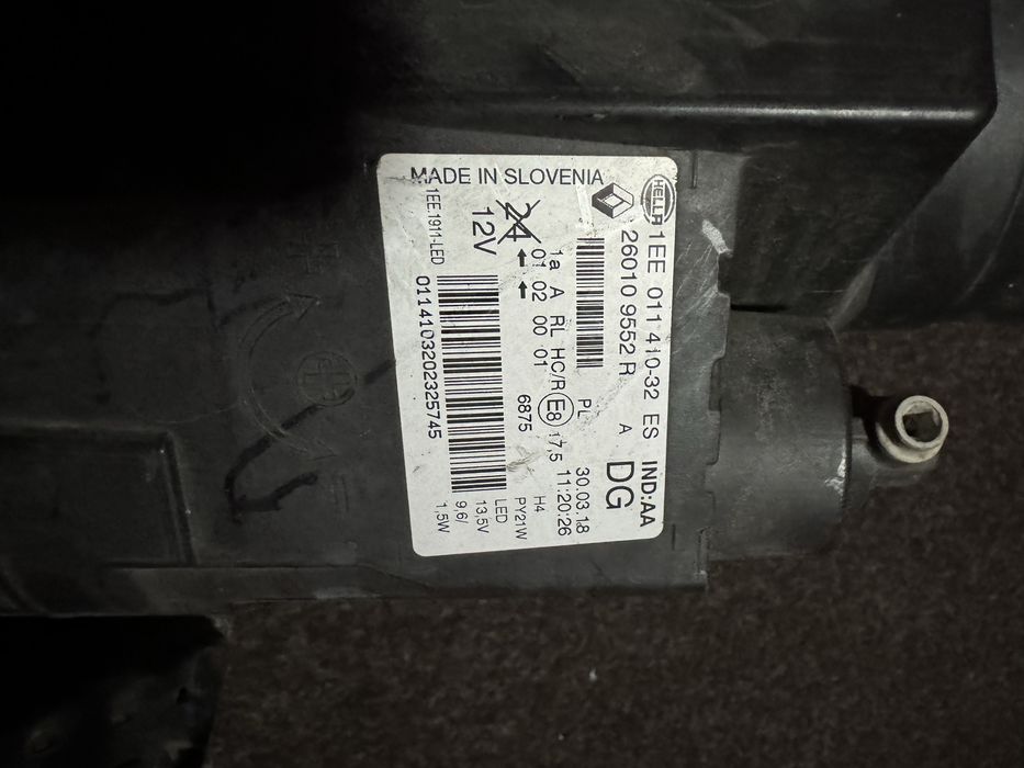 Faruri cu led originale DAY LIGHT renault trafic “ SPACE CLASS” Suceava ...