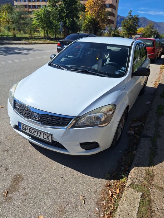 Продавам Kia Ceed гр. Враца Квартал 103 • OLX.bg