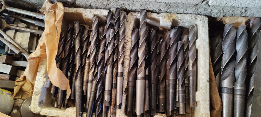 Cutite de strung filiere tarozi bacuri burghie conuri morse mandrine ...