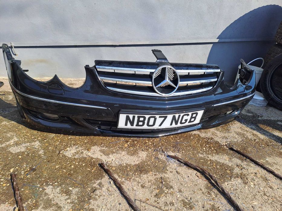 Bara Fata spoiler Mercedes benz CLK W209 culoare neagra cu proiectoare Bucuresti Sectorul 5 • OLX.ro