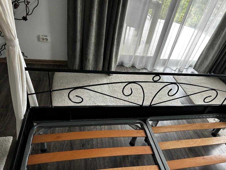 Pat Fier Forjat cu Baldachin 1800X2000 Brasov • OLX.ro