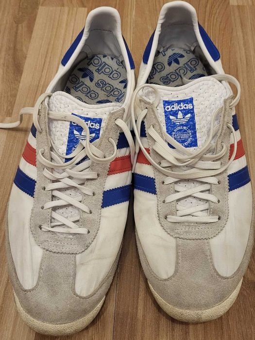 Adidas model FV 4530 Pascani • OLX.ro